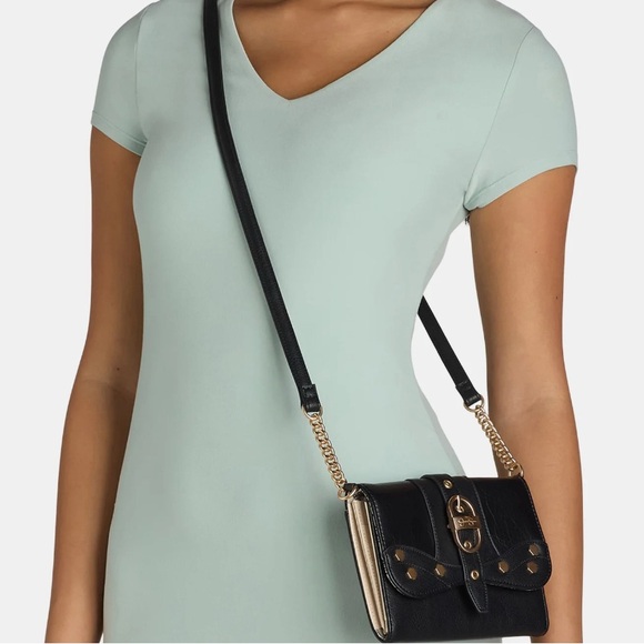 Jessica Simpson | Bags | Jessica Simpson Womans Courtney Clutch Wallet ...